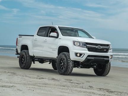 Chevy Colorado Accessory Guides | RealTruck