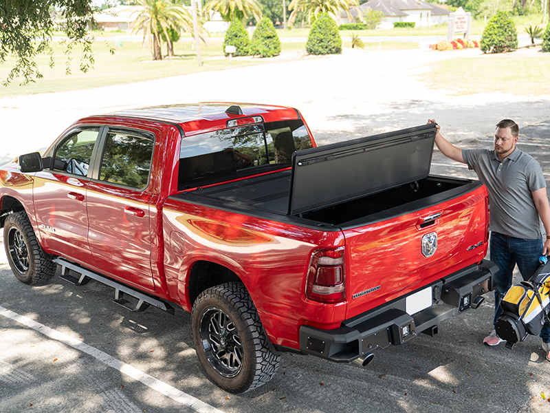 BAKFlip MX4 vs Gator EFX | RealTruck