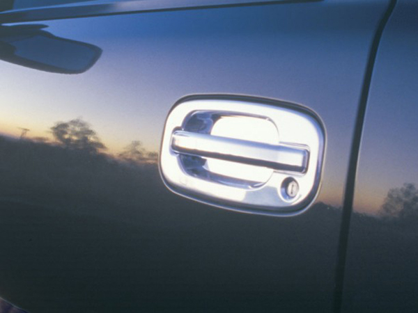 AMI Chrome Door Handles | RealTruck