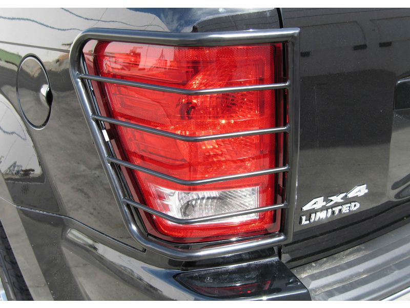 Steelcraft Tail Light Guards 32130 | RealTruck