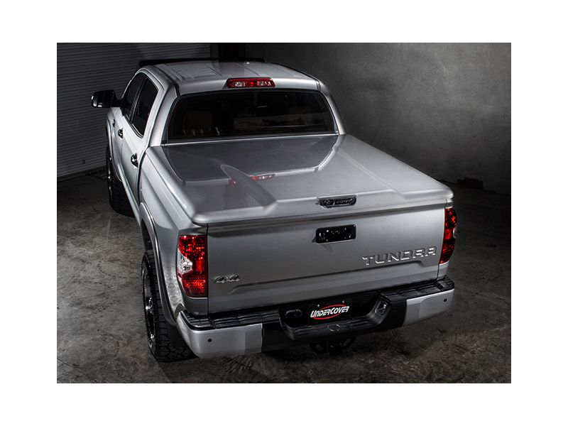 UnderCover Elite LX Tonneau Cover - Unpainted UC4138S | RealTruck