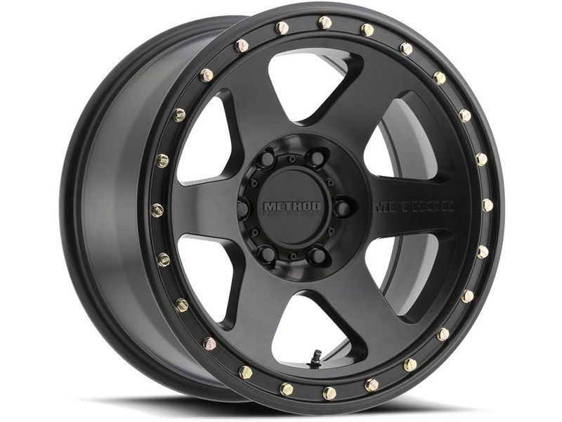 Method Matte Black Con6 Wheels | RealTruck