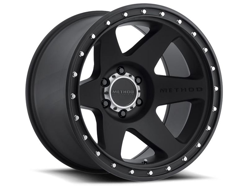 Method Matte Black 610 Con6 Wheels | RealTruck