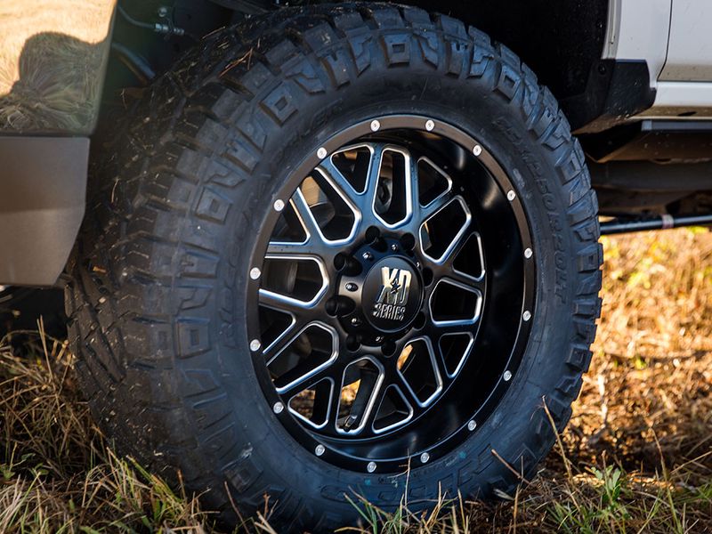 XD Series Milled Matte Black XD820 Grenade Wheels | RealTruck