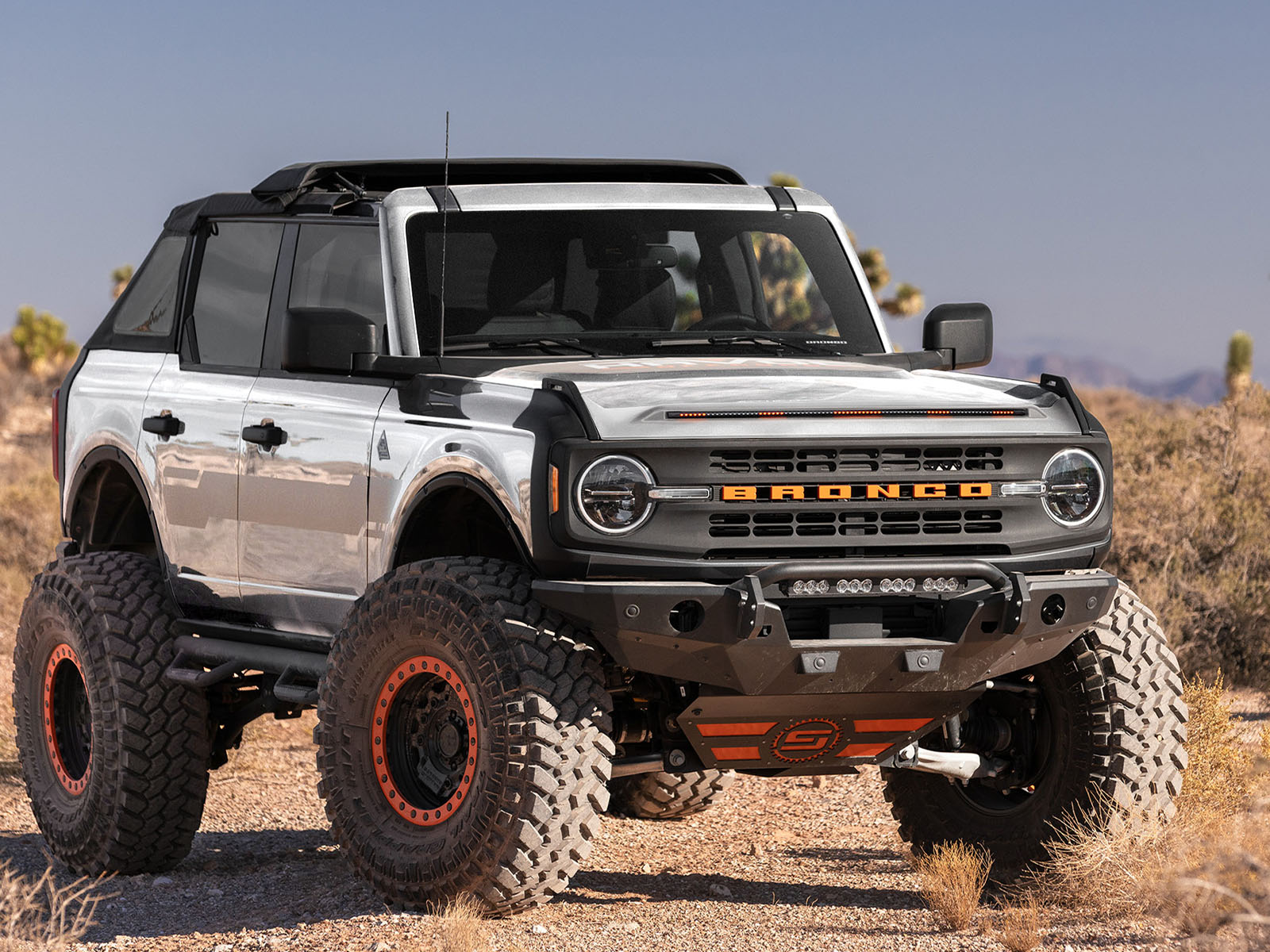 AVS® Aeroskin® LightShield™ PRO Color-Match Bug Shield 953183-Z1 ...