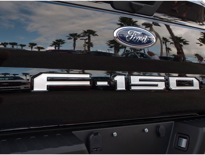 Tufskinz Ford Tailgate Lettering Emblems FRD002-DUM-G | RealTruck