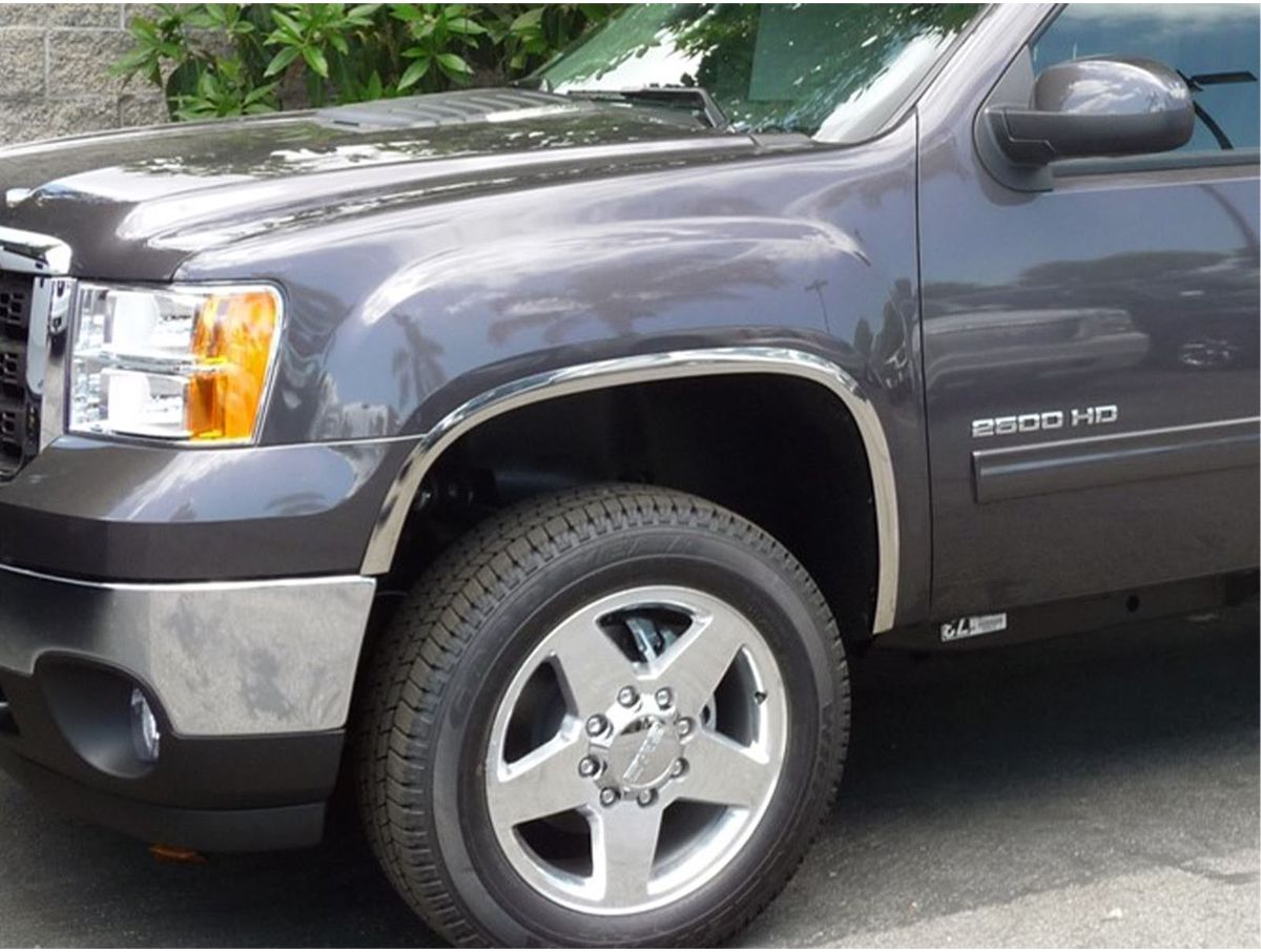 Carrichs Stainless Steel Fender Trim FTGM201 | RealTruck