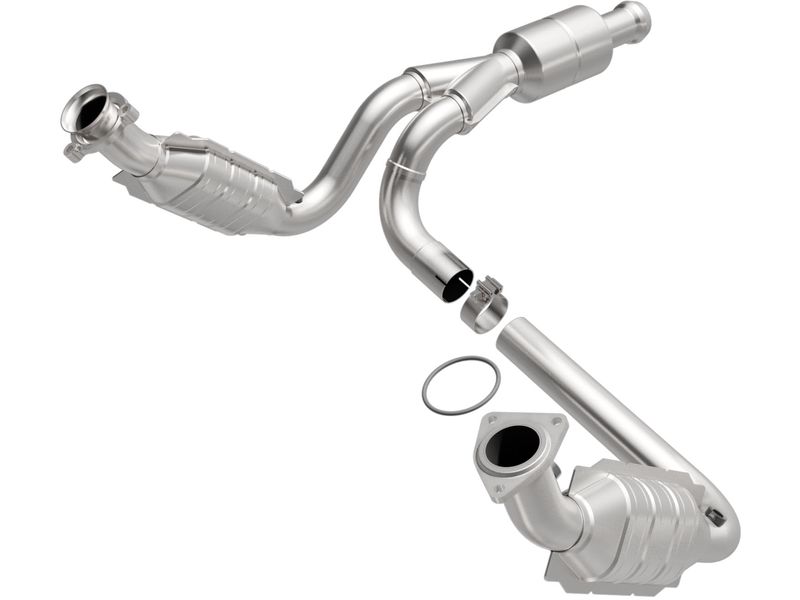 Magnaflow Direct-Fit Federal Catalytic Converter 51578 | RealTruck