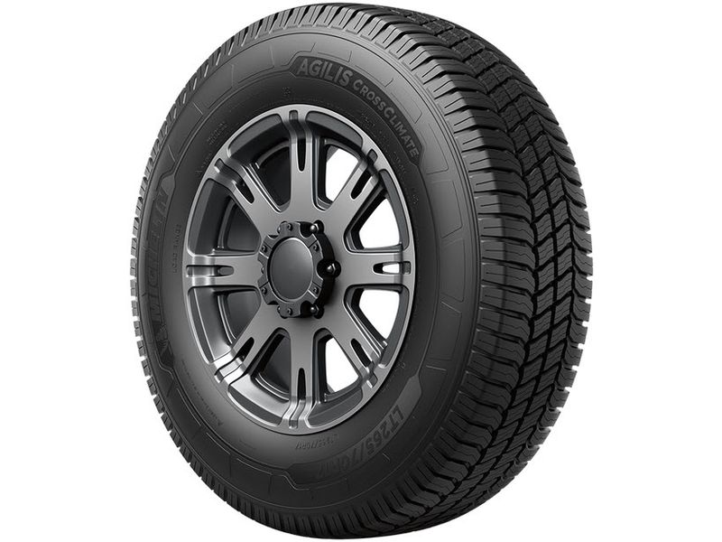 MCH-10257 Michelin Agilis Cross Climate Tire | RealTruck