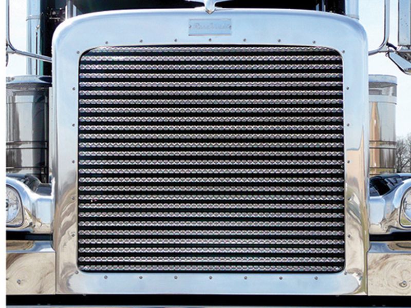RoadWorks Horizontal Python Grille 35149 | RealTruck