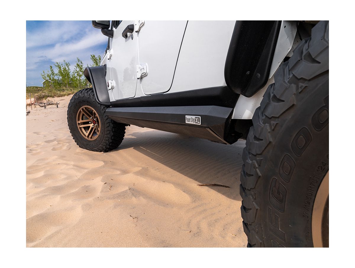 AMP Research PowerStep™ XL 77135-01A | RealTruck