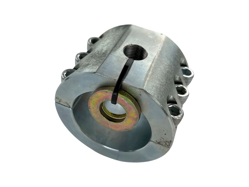 Apex Chassis Stabilizer Clamp DC110 | RealTruck