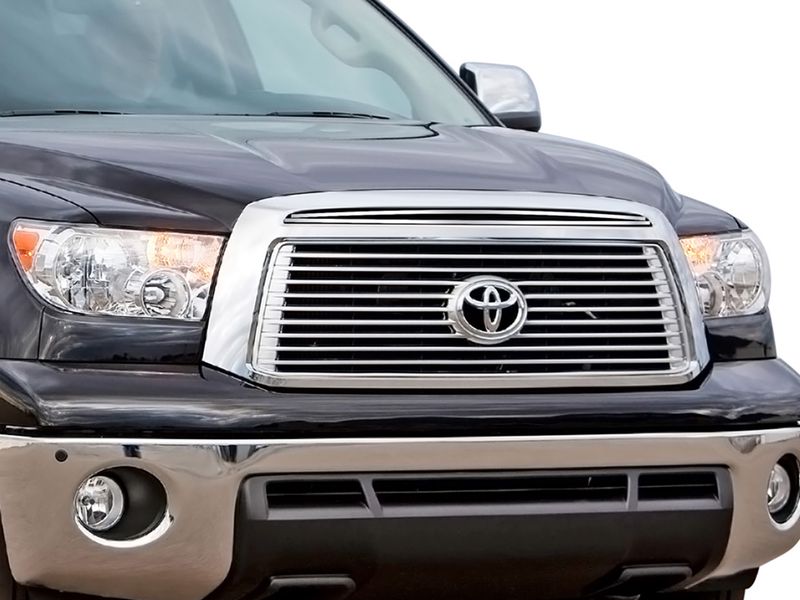 APS Hood Scoop Billet Grille Overlay GR20FFH38S | RealTruck