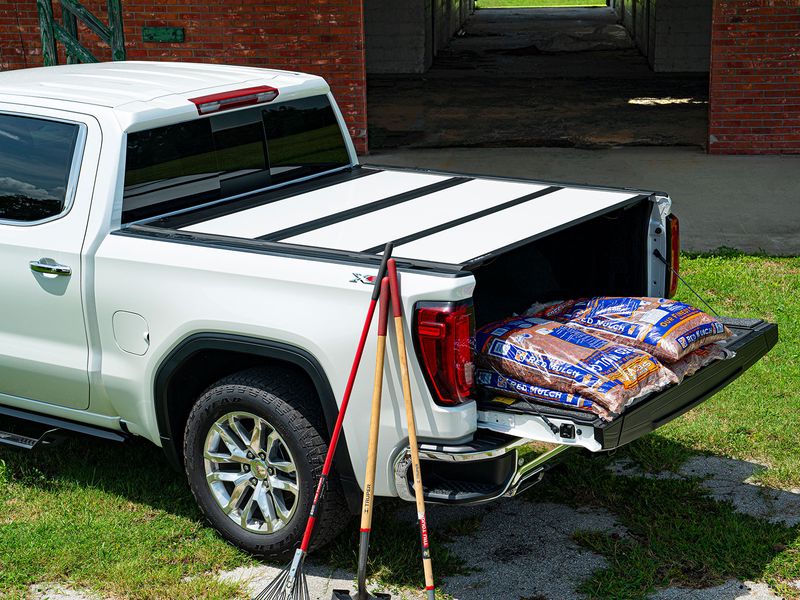 A.R.E. Fusion Tonneau Cover ARE-AR12024L-GPJ | RealTruck