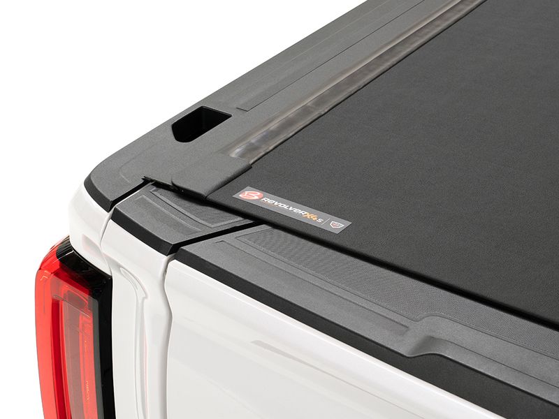 BAK Revolver X4s Tonneau Cover BAK-80130 | RealTruck