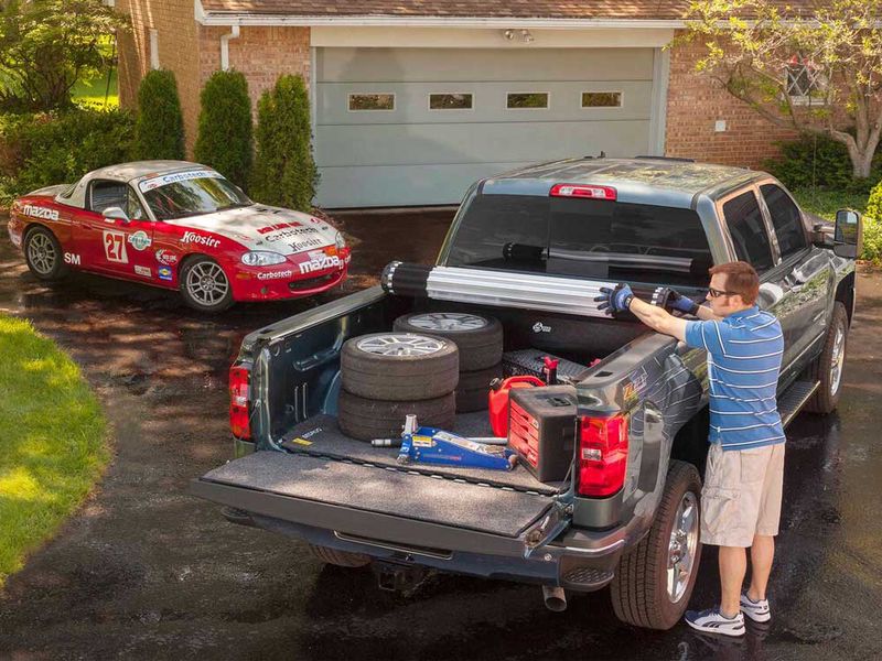 BAK Revolver X2 Tonneau Cover | RealTruck