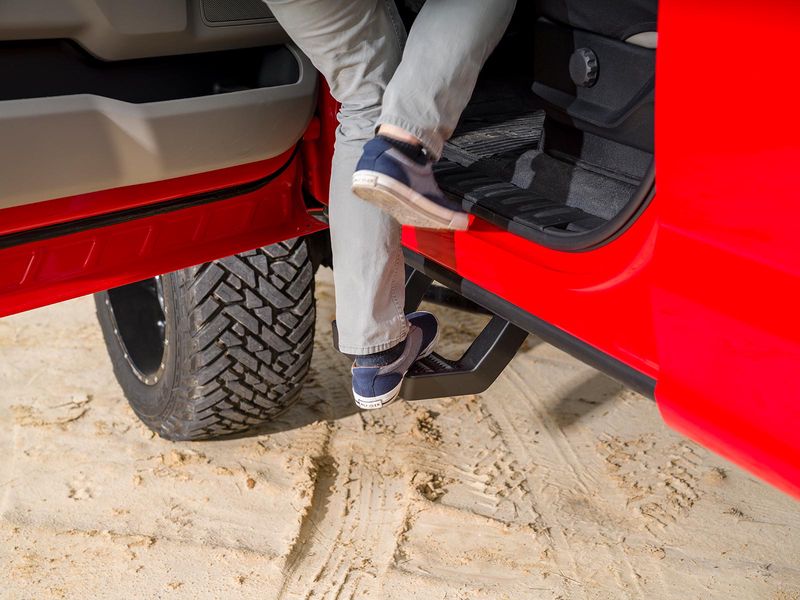 CAR-114031 Carr LD Hoop Steps XP3 Black | RealTruck