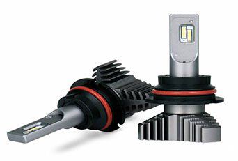 Best Headlight Bulbs for Night Driving | RealTruck