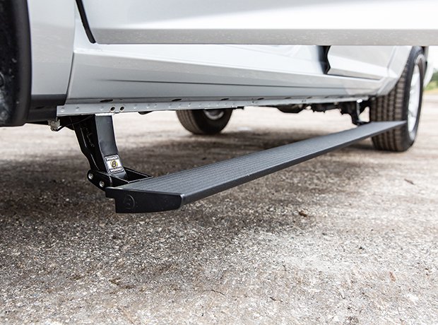 Best Steps for a Lifted Truck | RealTruck