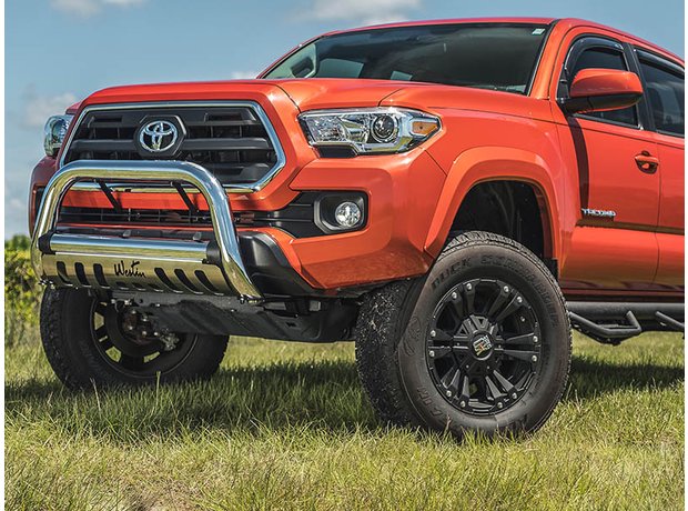 Truck Bull Bars vs Push Bars | RealTruck