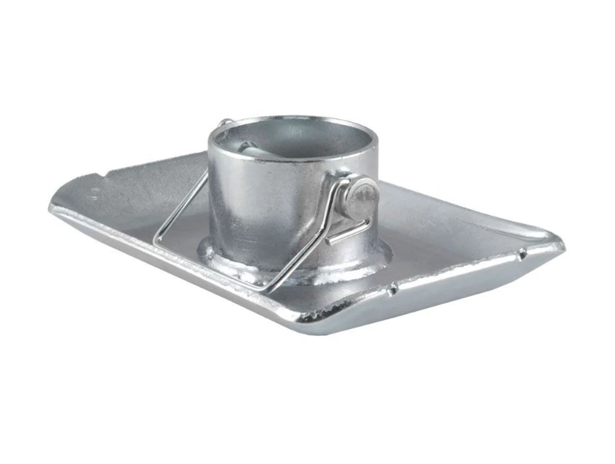 Curt Pin-On Jack Foot 28272 | RealTruck