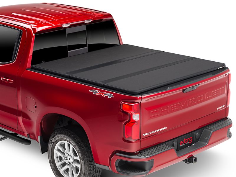 Extang Solid Fold 2.0 Tonneau Cover | RealTruck