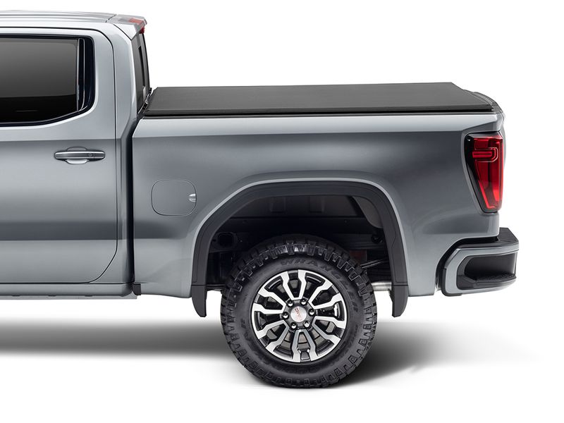 Extang Trifecta Signature 2.0 Tonneau Cover | RealTruck