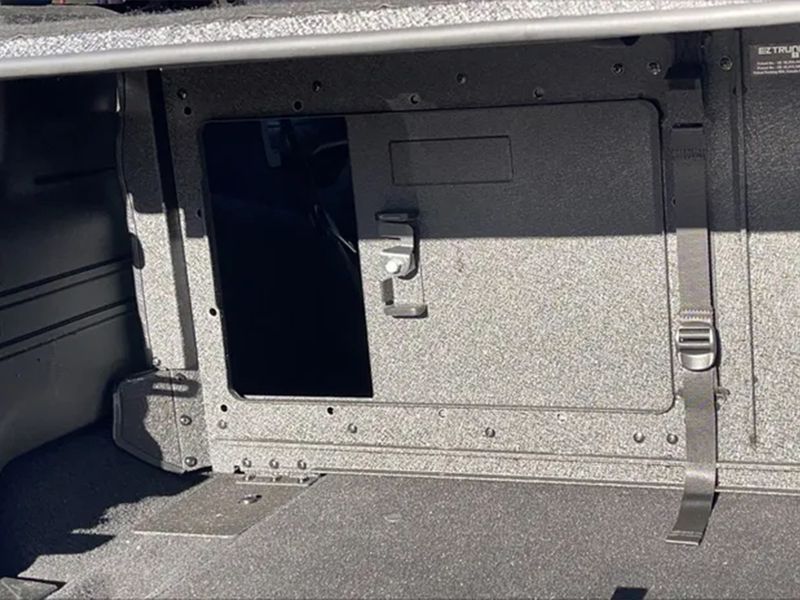 EZ4x4 EZLock | RealTruck