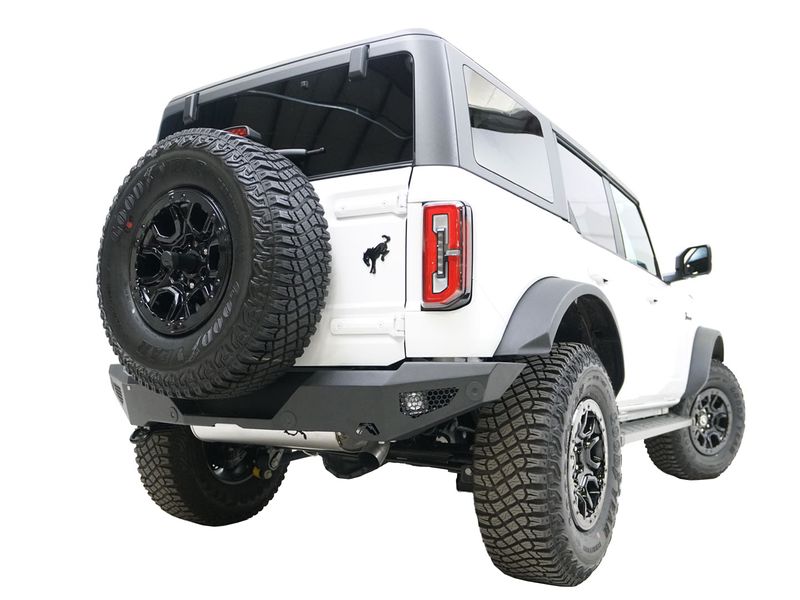 Fab Fours Standard Rear Bumper FBF-FB21-Y5252-1 | RealTruck