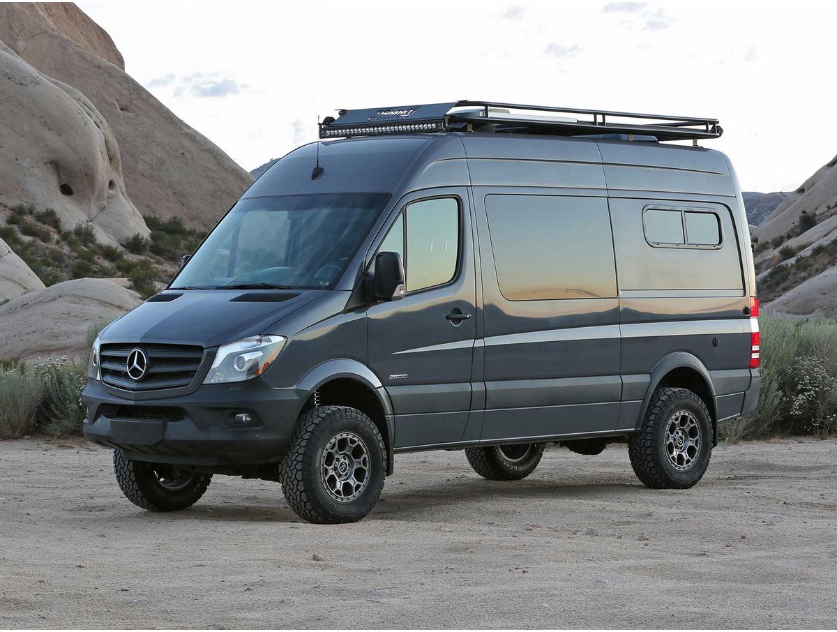 Fabtech 1.5" Basic Lift Kits K9001DL | RealTruck