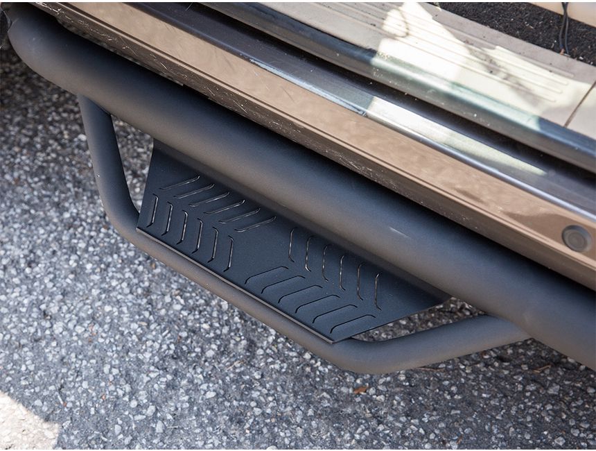 Havoc HS2 Black Hoop Steps 001107 | RealTruck