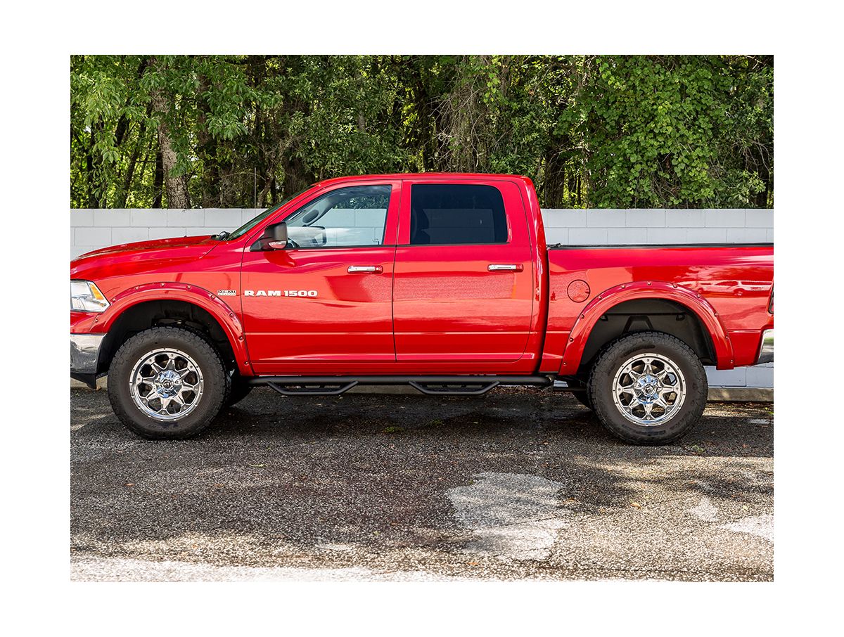 Havoc HS2 Black Hoop Steps 001208 | RealTruck