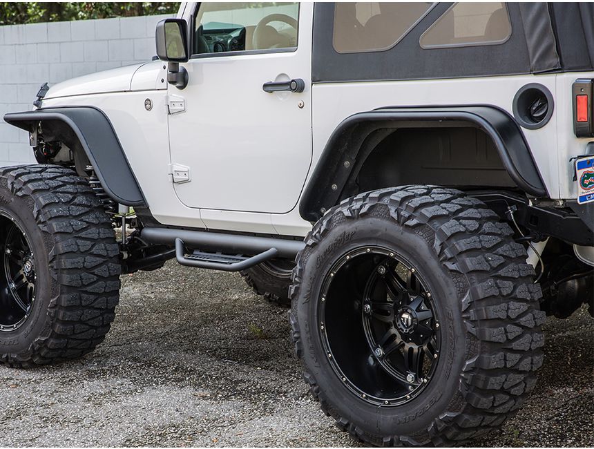 Havoc HS2 Black Hoop Steps 46-20004 | RealTruck