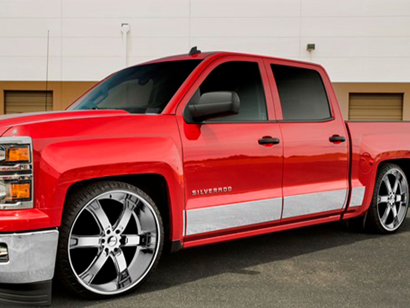 ICI Stainless Steel Rocker Panels T2405-304M | RealTruck