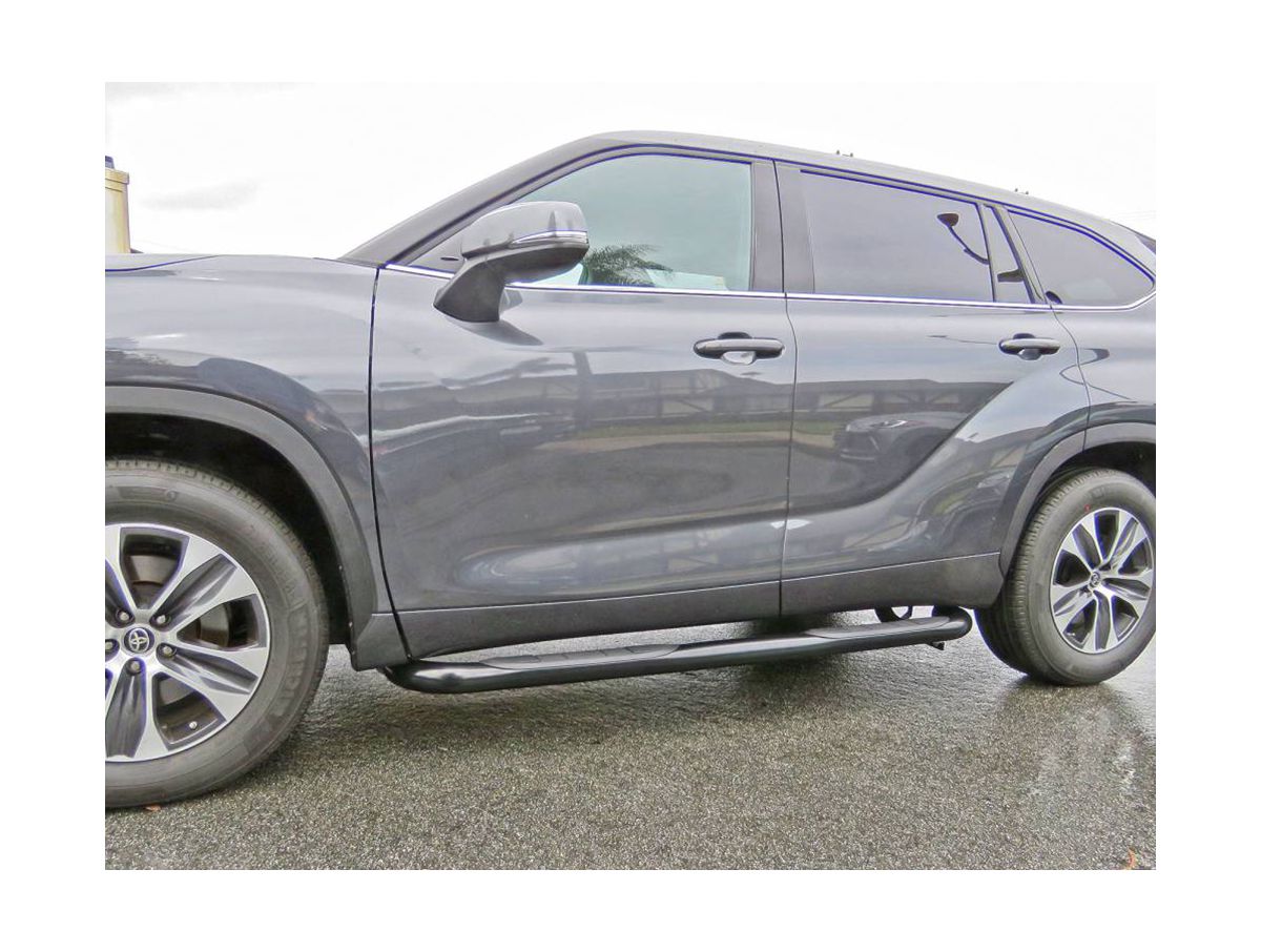 Ionic 3" Black Nerf Bars 234500 | RealTruck