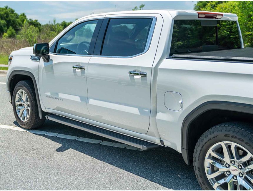 Ionic 61 Series Black Running Boards 611086&IAT-81092 | RealTruck