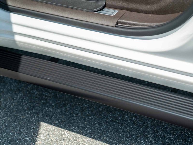 Ionic 61 Series Black Running Boards IAT-611086&IAT-81092 | RealTruck