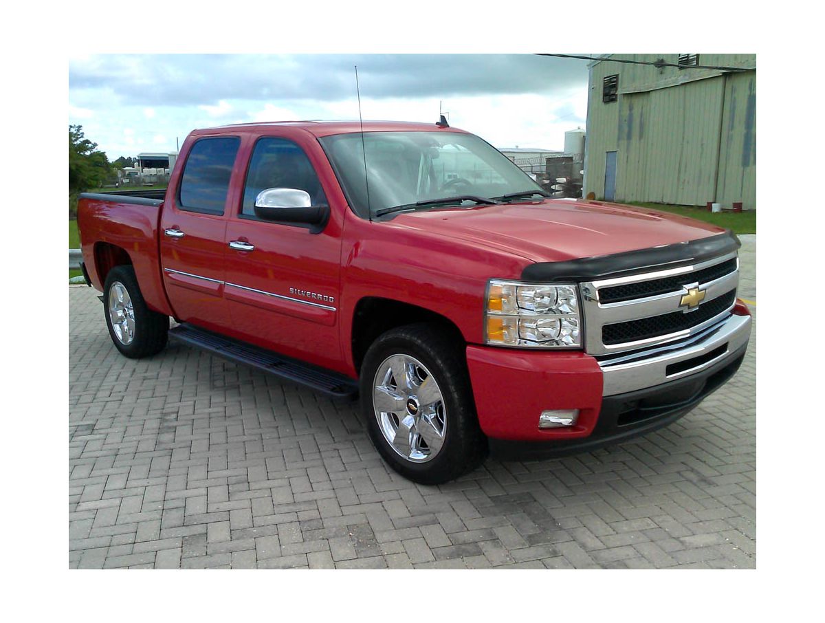 Ionic Factory Style Running Boards 380090&IAT-81071 | RealTruck