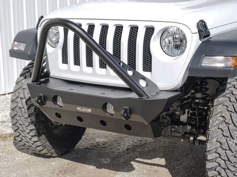 LoD Offroad Destroyer Shorty Stinger Front Bumper | RealTruck