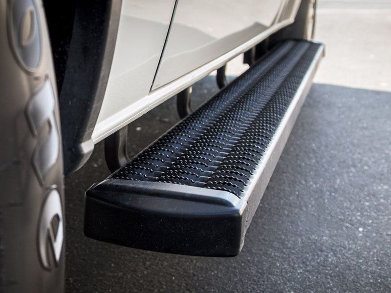 Luverne 7 Grip Step Running Boards | RealTruck