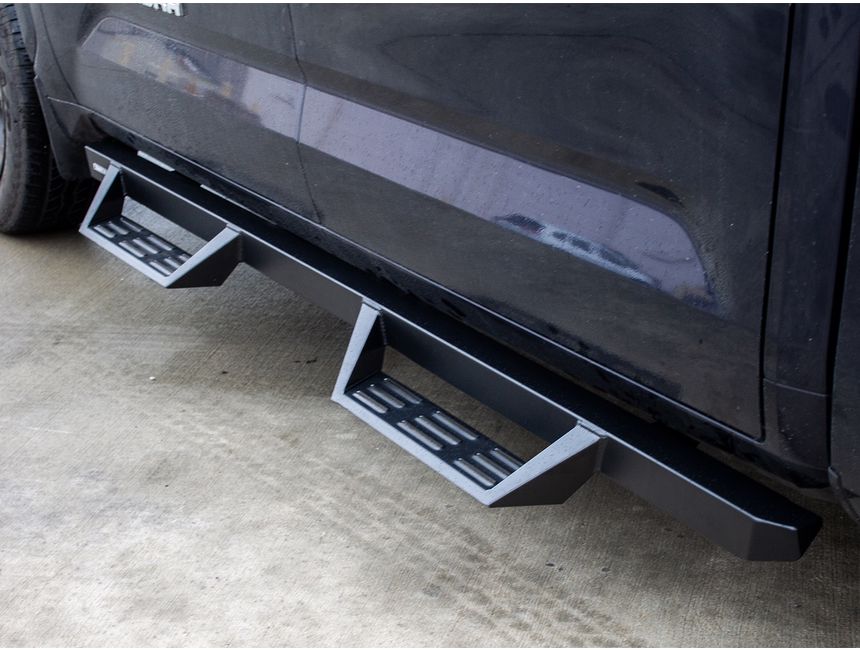 Magnum Gen 2 RT Steps GTS81TY | RealTruck