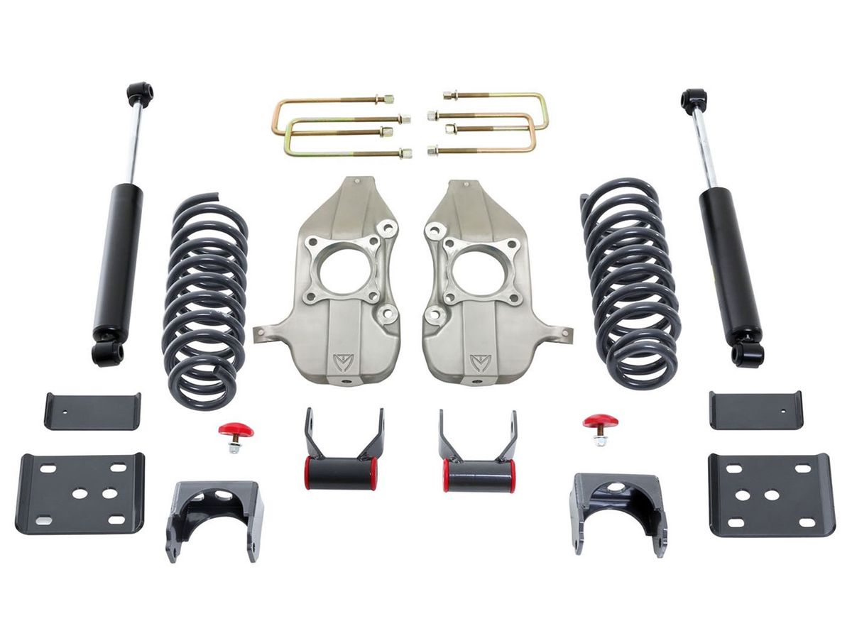 MaxTrac Lowering Kit K333235 | RealTruck
