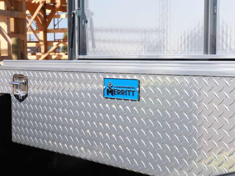 MAP-710113-111 Merritt Diamond Plate Single-Door Crossbody Tool Box ...