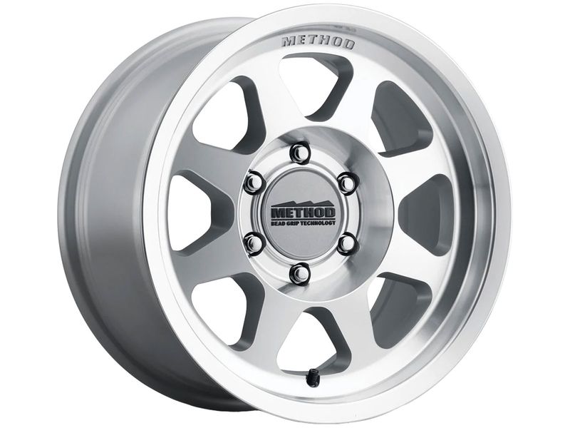 Method Machined 701 Wheels | RealTruck