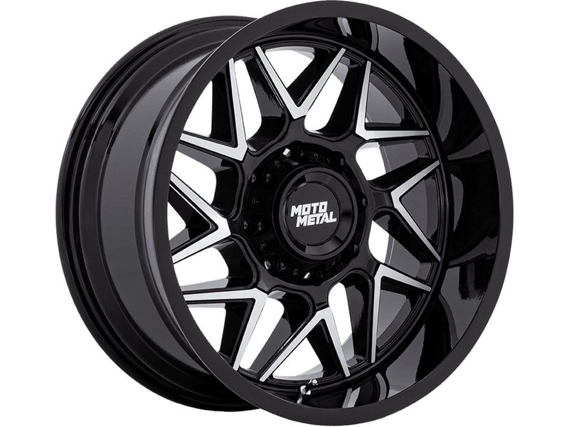 Moto Metal Machined Gloss Black MO812 Turbine Wheels | RealTruck