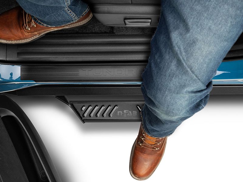 N-Fab Predator Pro Nerf Step | RealTruck