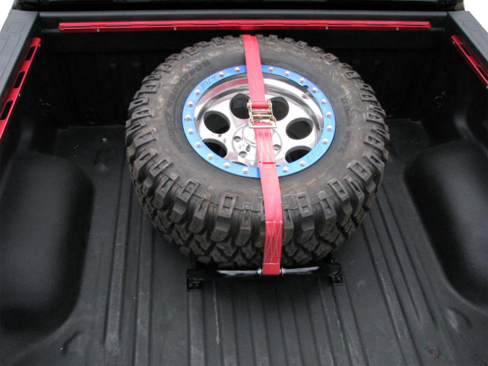 Hummer H2 Spare Tire Carrier Swing Out Spare Holder Complete OEM