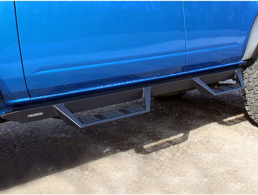 Magnum RT Gen 2 Steps RAP-GTS12FD | RealTruck