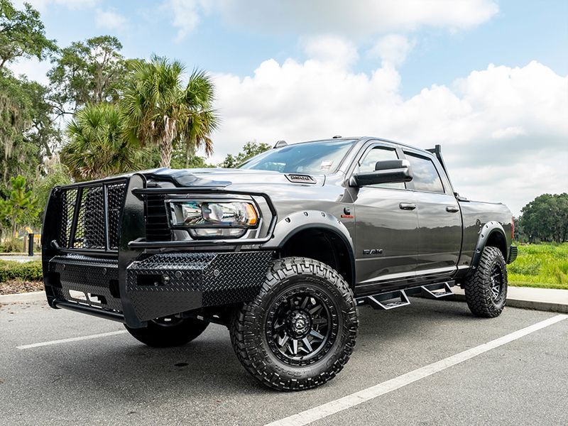 Magnum Gen 2 RT Steps | RealTruck