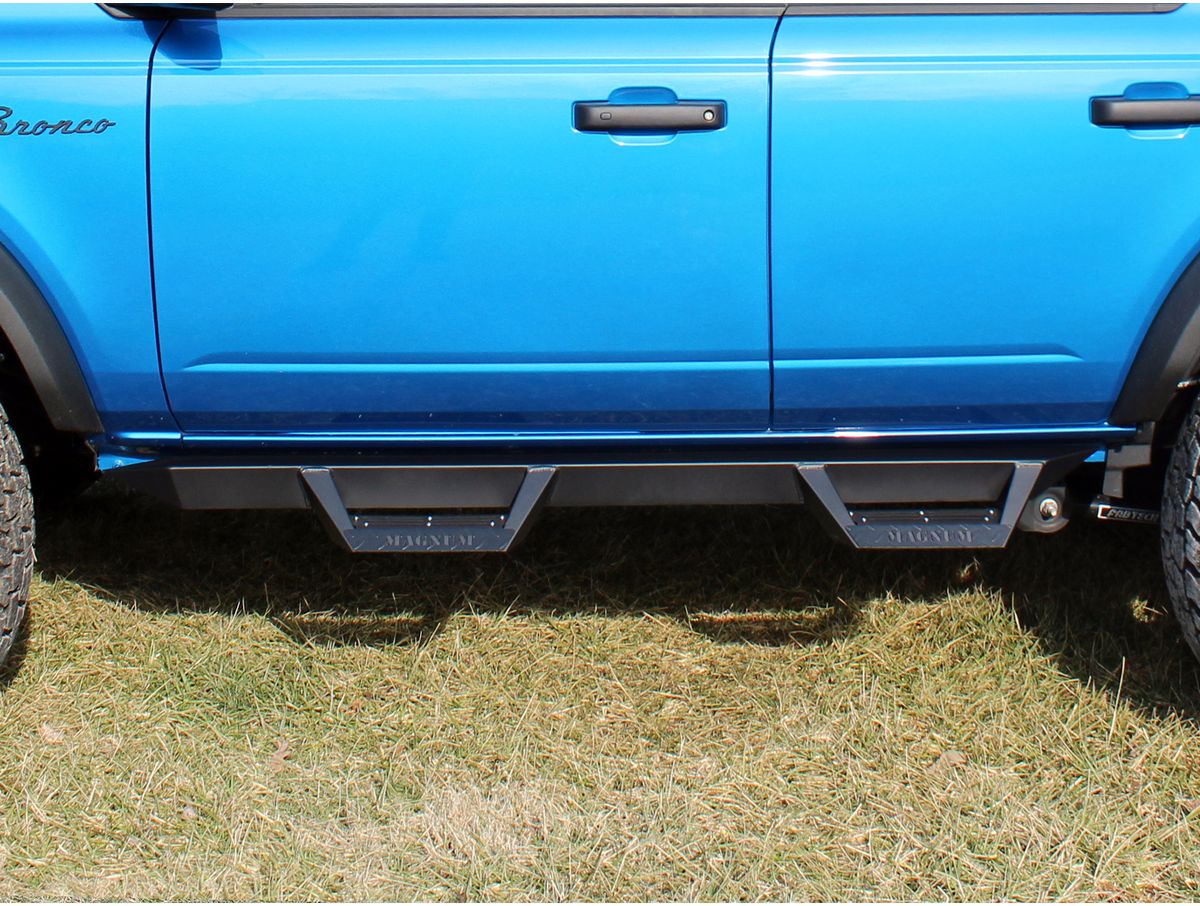 Magnum RT Steps RTS12FD | RealTruck